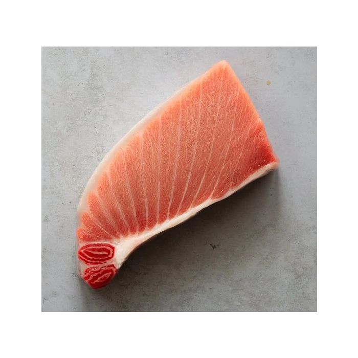 Fresh Japanese bluefin tuna belly 480 aed/kg - 3.5kg