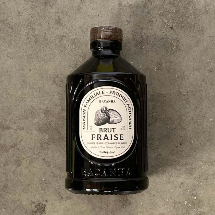 Organic strawberry syrup in glass bottle - 400ml