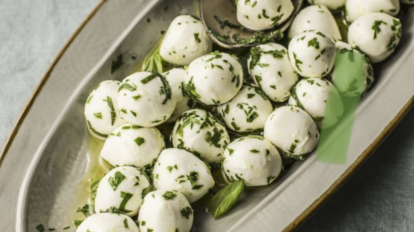 Marinated baby mozzarella recipe - Secrets Room